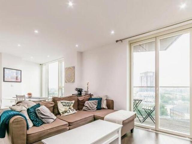 Saffron Central Square, Croydon, 2 Bedroom Flat