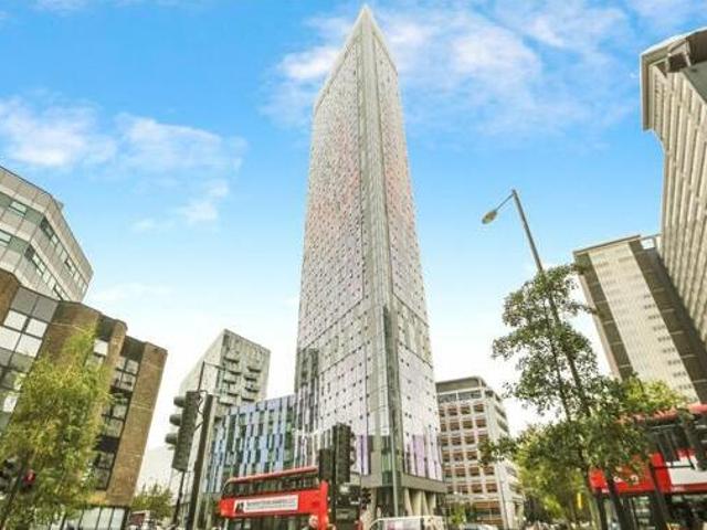 Saffron Central Square, Croydon, Studio Apartment For