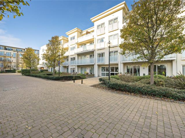 Saffron House, Woodman Mews, TW9