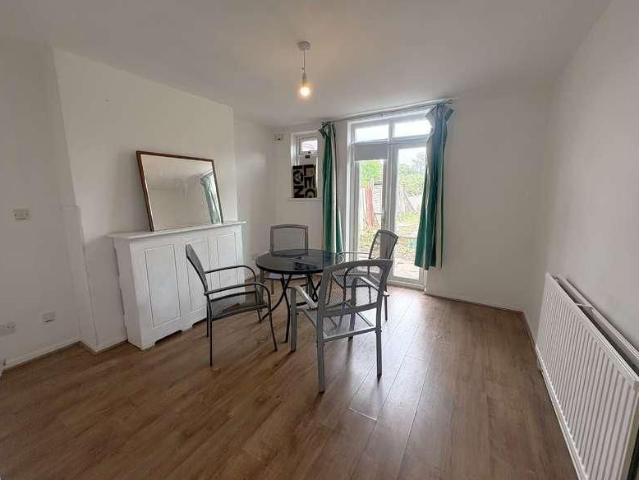 Saffron Lane, Aylestone, Leicester, LE2