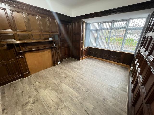 Saffron Lane, Leicester LE2, 2 bed flat to rent, £800 pcm | PrimeLocation
