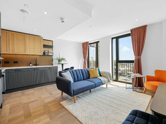 Saffron Wharf, London Dock E1W, 1 bed flat to rent, £3,200 pcm | PrimeLocation
