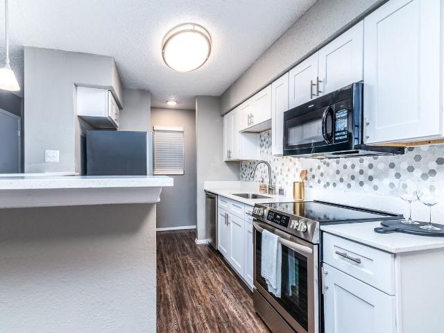 Sagamore Apartment 3 Bedroom Apartment for Rent at 5644 Riverwalk Dr, Benbrook, TX 76109 Country Day Meadows