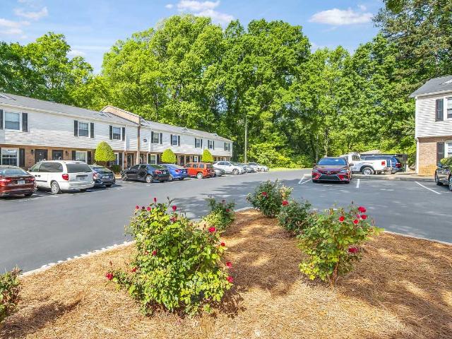 Sage Pointe Apartments 2 Bedroom Apartment for Rent at 4333 Cinderella Road, Charlotte, NC 28213 Hidden Valley