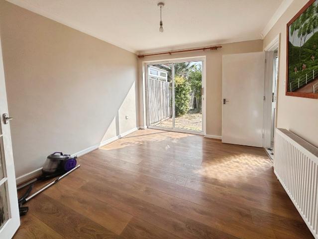 Sagecroft Road, Thatcham RG18, 3 bed terraced house to rent, £1,600 pcm | PrimeLocation