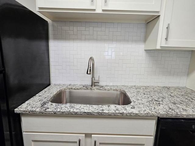 Sagewood Villas 2 Bedroom Apartment for Rent at 300 S John Redditt Dr, Lufkin, TX 75904