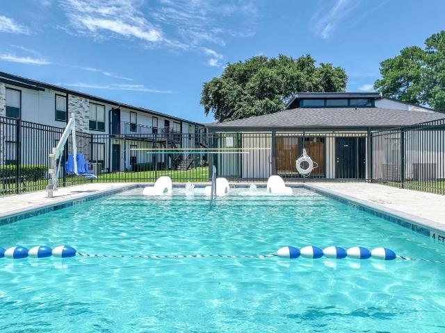 Sagewood Villas Studio Apartment for Rent at 300 S John Redditt Dr, Lufkin, TX 75904