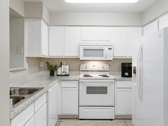 Sagewood at Westchase 1 Bedroom Apartment for Rent at 11355 Richmond Ave, Houston, TX 77082 Westchase
