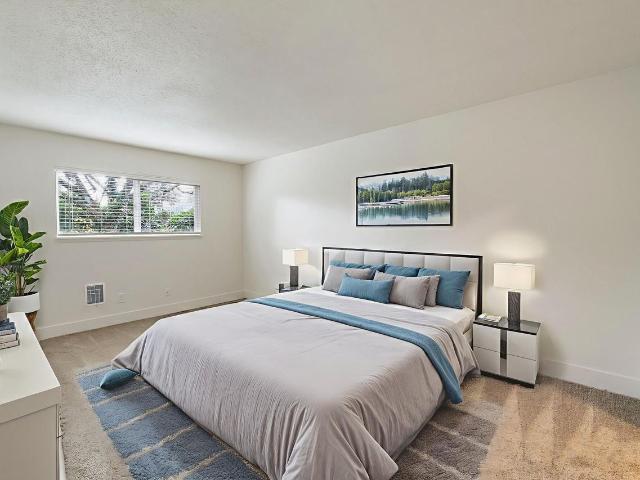 SAGEWOOD ESTATES 2 Bedroom Apartment for Rent at 865 Ne 122nd Ave, Portland, OR 97230 Hazelwood