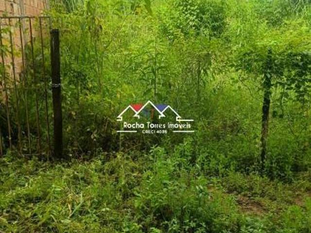 Saia na frente: Lote de 360m2 com lados ja murados!