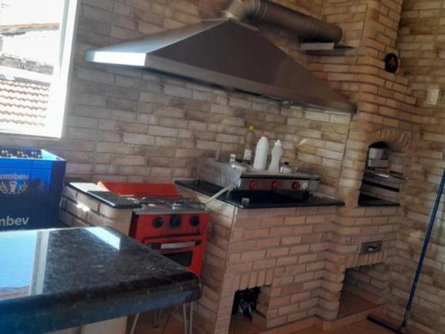 Saia do aluguel Casa com 260 m² 3 dormitórios à venda Parque Califórnia Jacareí SP