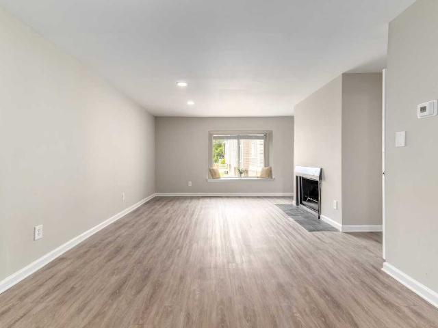 Sailboat Bay 1 Bedroom Apartment for Rent at 5417 Albemarle Road, Charlotte, NC 28212 Sheffield Park
