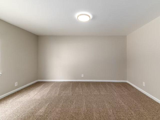 Sailboat Bay 2 Bedroom Apartment for Rent at 5417 Albemarle Road, Charlotte, NC 28212 Sheffield Park