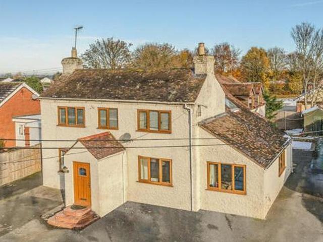 Sailors Bank, Lower Broadheath, 9 Bedroom Detached