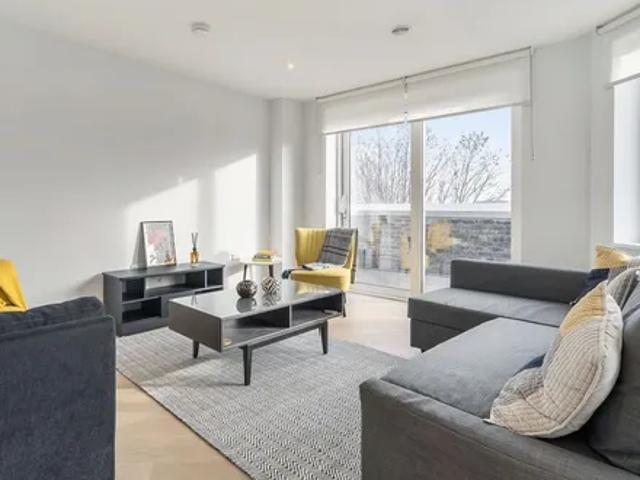 Sainsbury's Local, 1 Walworth Square, London, SE17 1RW, United Kingdom | 1 bed house for rent #166488205 | Rentberry