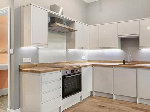 Saint Alphonsus Road, London, SW4 7AT, United Kingdom | 3 bed apartment for rent #140227136 | Rentberry