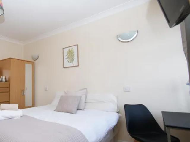Saint Andrews Road, London, W3 7NE, United Kingdom | Room for rent #154591649 | Rentberry