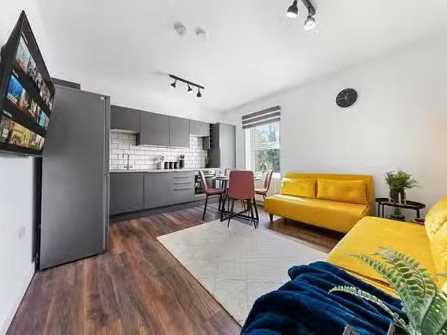 Saint Andrews Road, Southampton