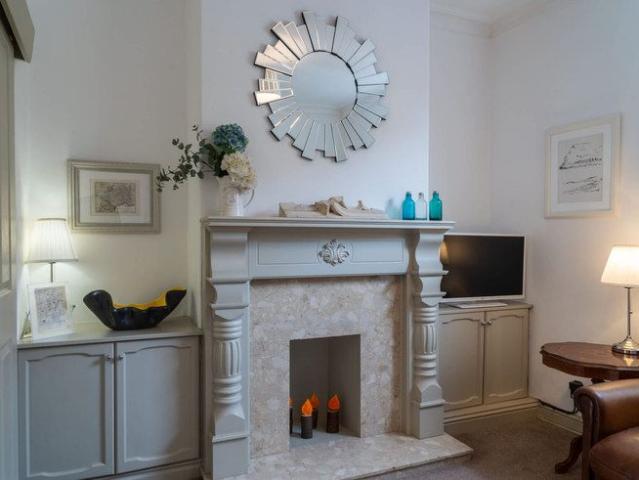 Saint Denys Road