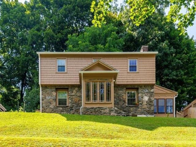 Saint Elmo Rd, Worcester, Home For Sale