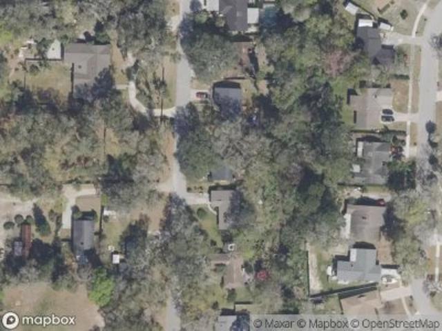 Saint Isabel Dr E
