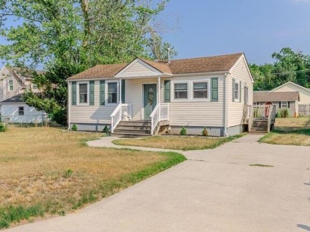 Saint Johns Ave, Erma, Home For Sale