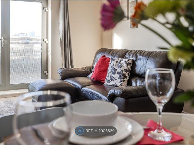 Saint Lawrence Road, Newcastle Upon Tyne NE6, 2 bed flat to rent, £2,200 pcm | PrimeLocation