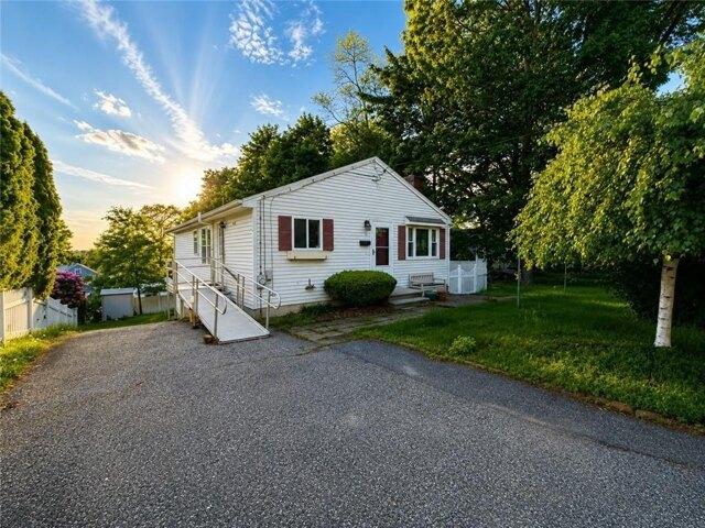 Saint Louis Ave, Woonsocket, Home For Sale
