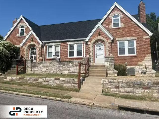 Saint Louis, MO Apartment $1,395.00 Available September 20.