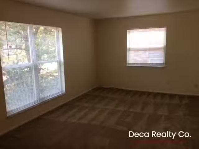 Saint Louis, MO Apartment $750.00 Available October 2020.