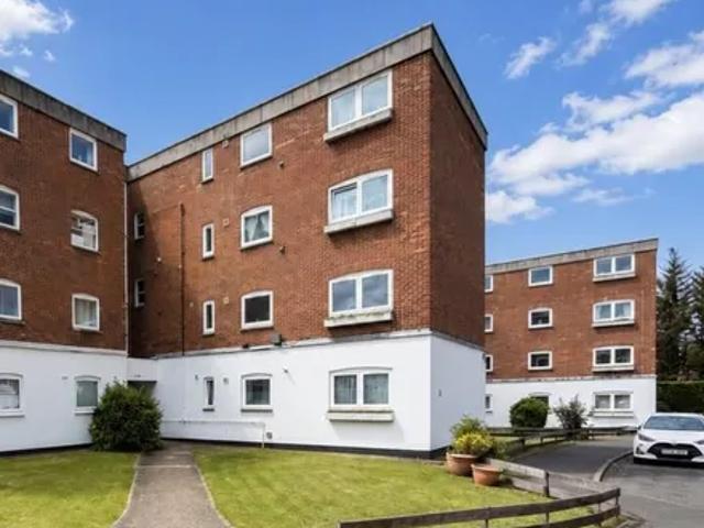 Saint Luke's Close, London, SE25 4SX, United Kingdom | 2 bed house for rent #121900533 | Rentberry