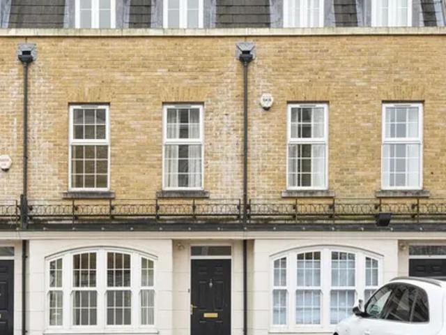 Saint Martin's Lane, London, BR3 3XU, United Kingdom | 3 bed townhouse for rent #139269298 | Rentberry