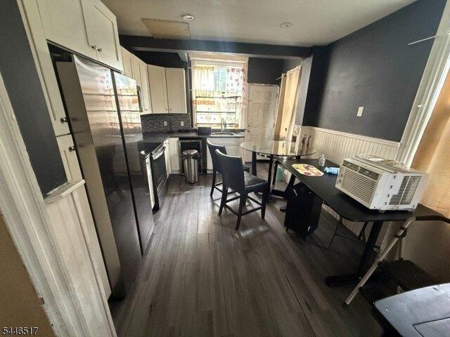 Saint Paul Ave, Newark, Home For Sale