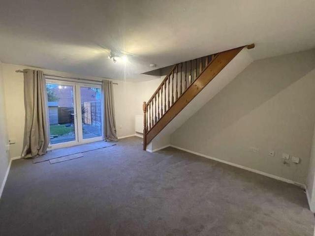 Sainte Foy Avenue, Lichfield, WS13