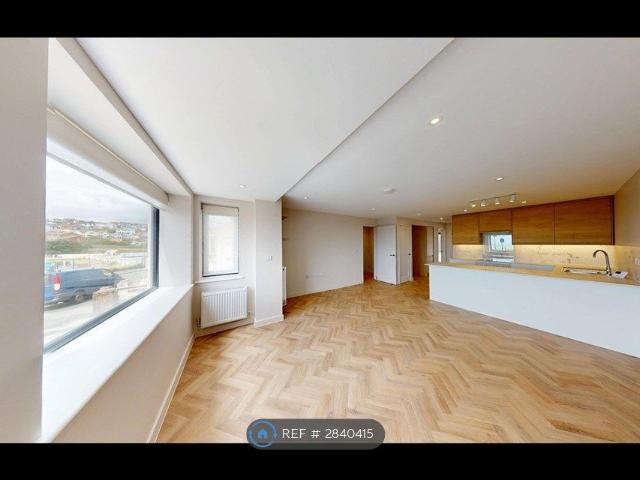 Saltdean Park Road, Brighton BN2, 2 bed flat to rent, £1,875 pcm | PrimeLocation