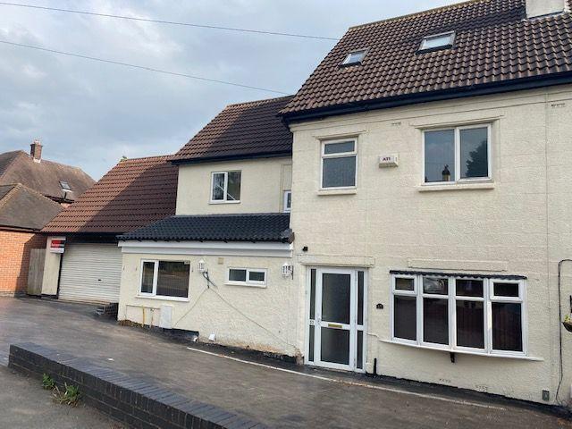Salters Lane, Tamworth B79, Studio to rent, £900 pcm | PrimeLocation