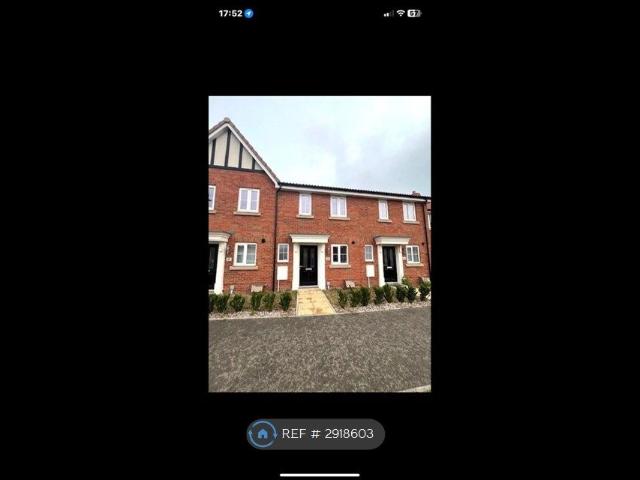 Saltsman Road, Bury St Edmunds IP32, 2 bed terraced house to rent, £1,250 pcm | PrimeLocation