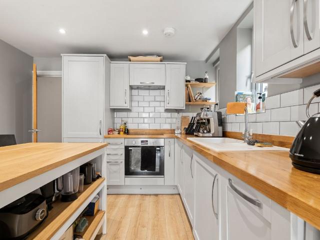 Saltram Crescent, Maida Hill W9, 2 bed flat to rent, £2,650 pcm | PrimeLocation