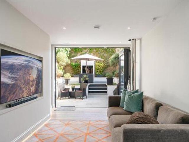Saltram Crescent, Maida Vale, 3 Bedroom House