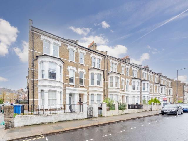 Saltram Crescent, Maida Vale W9, 2 bed flat to rent, £2,500 pcm | PrimeLocation