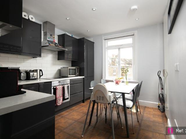 Saltram Crescent, London W9, 2 bed flat to rent, £2,300 pcm | PrimeLocation