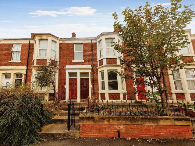 Saltwell Place, Gateshead NE8, 2 bed flat to rent, £750 pcm | PrimeLocation