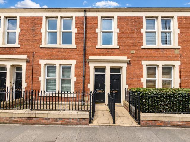 Saltwell Road, Gateshead NE8, 2 bed flat to rent, £800 pcm | PrimeLocation
