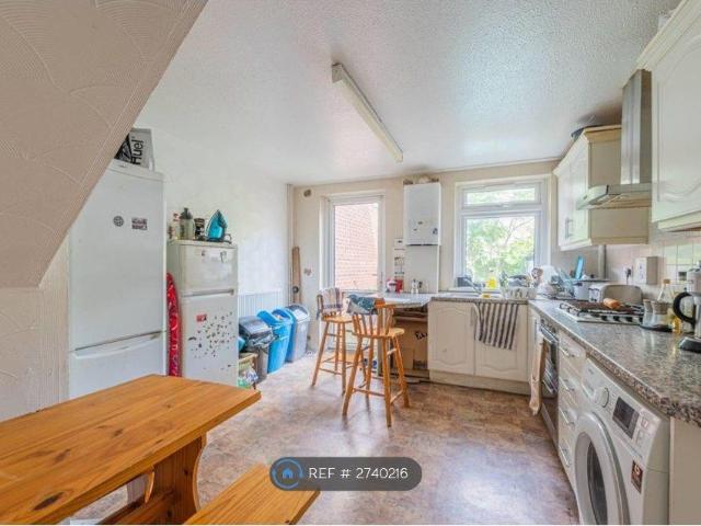 Saltwell St, London E14, 4 bed terraced house to rent, £2,850 pcm | PrimeLocation