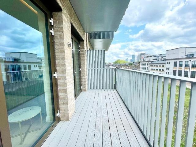 Salutation Gardens, London WC1X, 2 bed flat to rent, £4,300 pcm | PrimeLocation