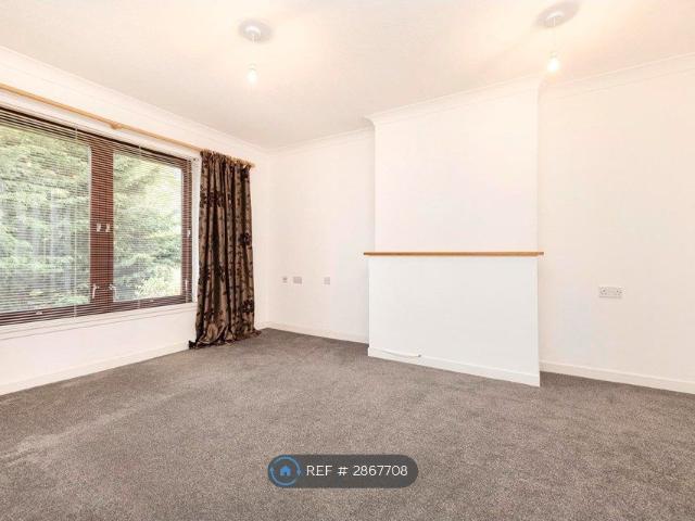 Salvesen Crescent, Edinburgh EH4, 2 bed flat to rent, £1,100 pcm | PrimeLocation