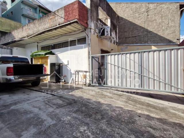 Salão comercial à venda 250m AT 98m AC no bairro Jundiainópolis, em Jundiaí