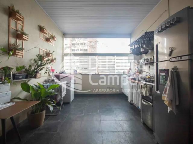 Sobreloja de 310m² com 2 banheiros para alugar no bairro do Ipiranga