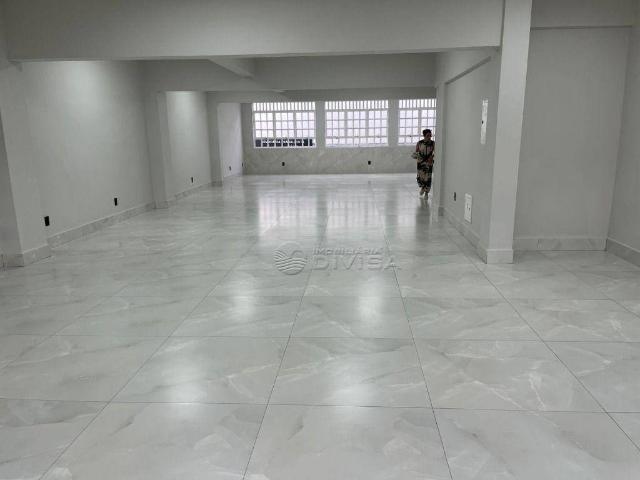 Salão em, / de 168m² para locação R$ 7.000,00/mes