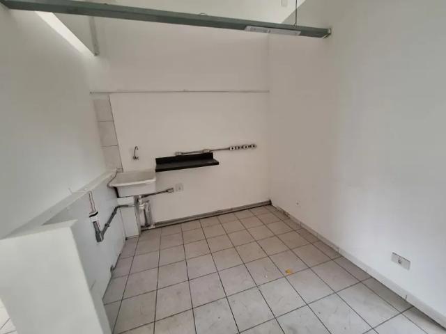 Salãocomercial com 80 m2 fl26